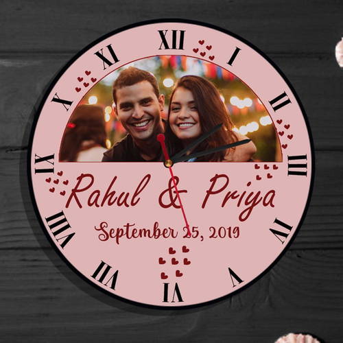 Personalised Photo Wall Clock | With Photo & Names – MyPhotoPrint.in